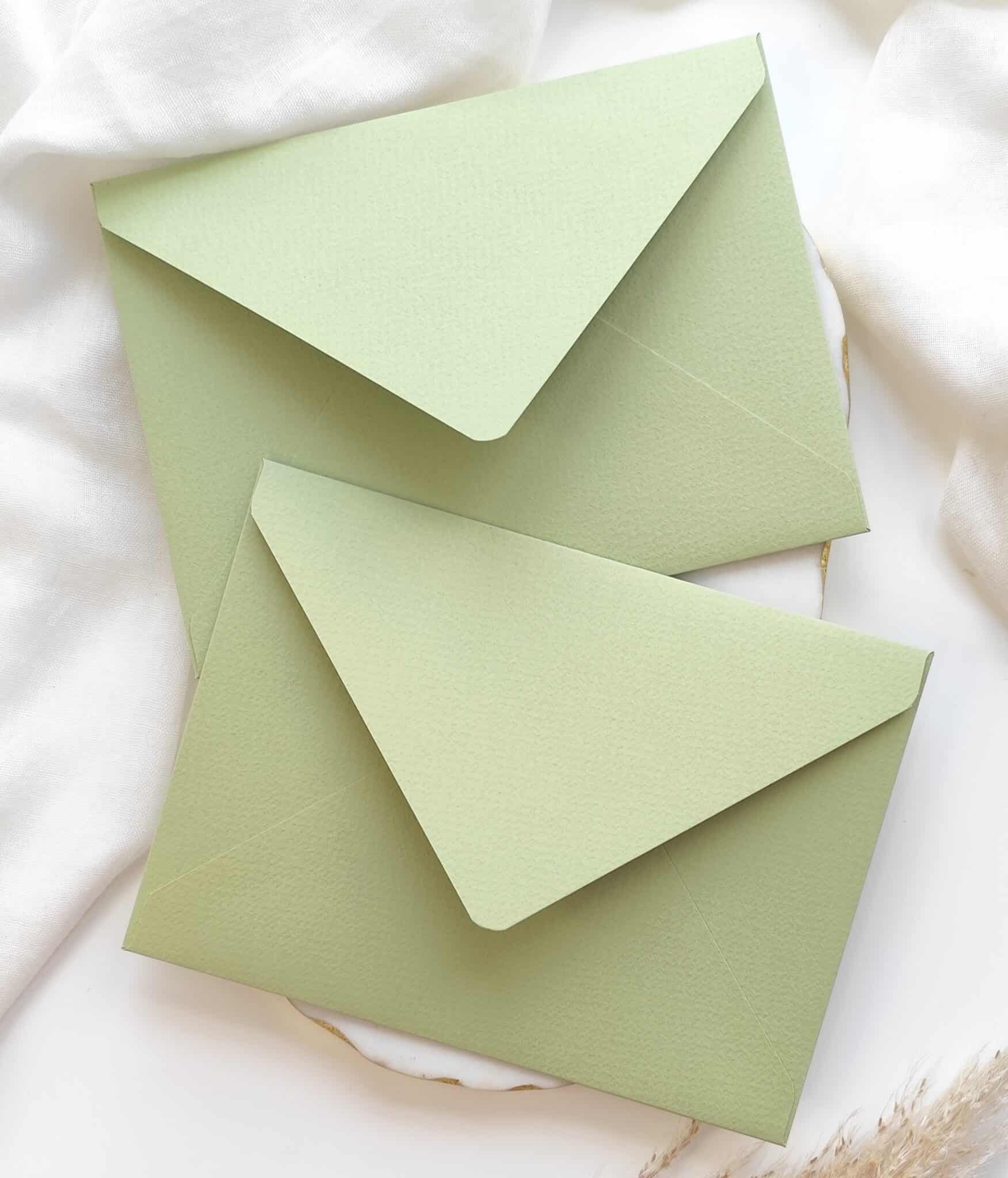 Envelope para Convite Verde Pistacho – Amazing Moon